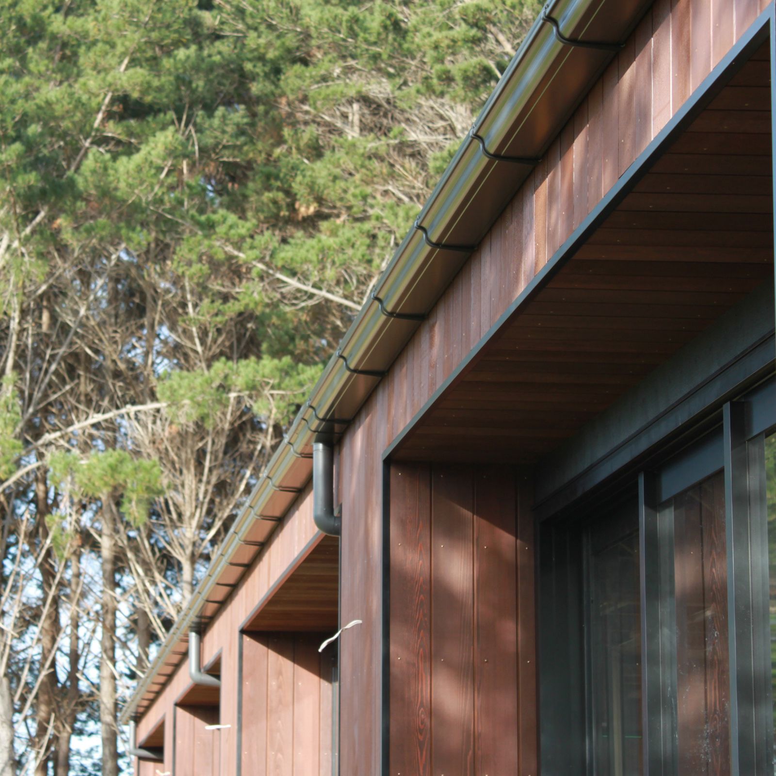 Anti-leaf gutter system Eaves Water System water collection guttering ...