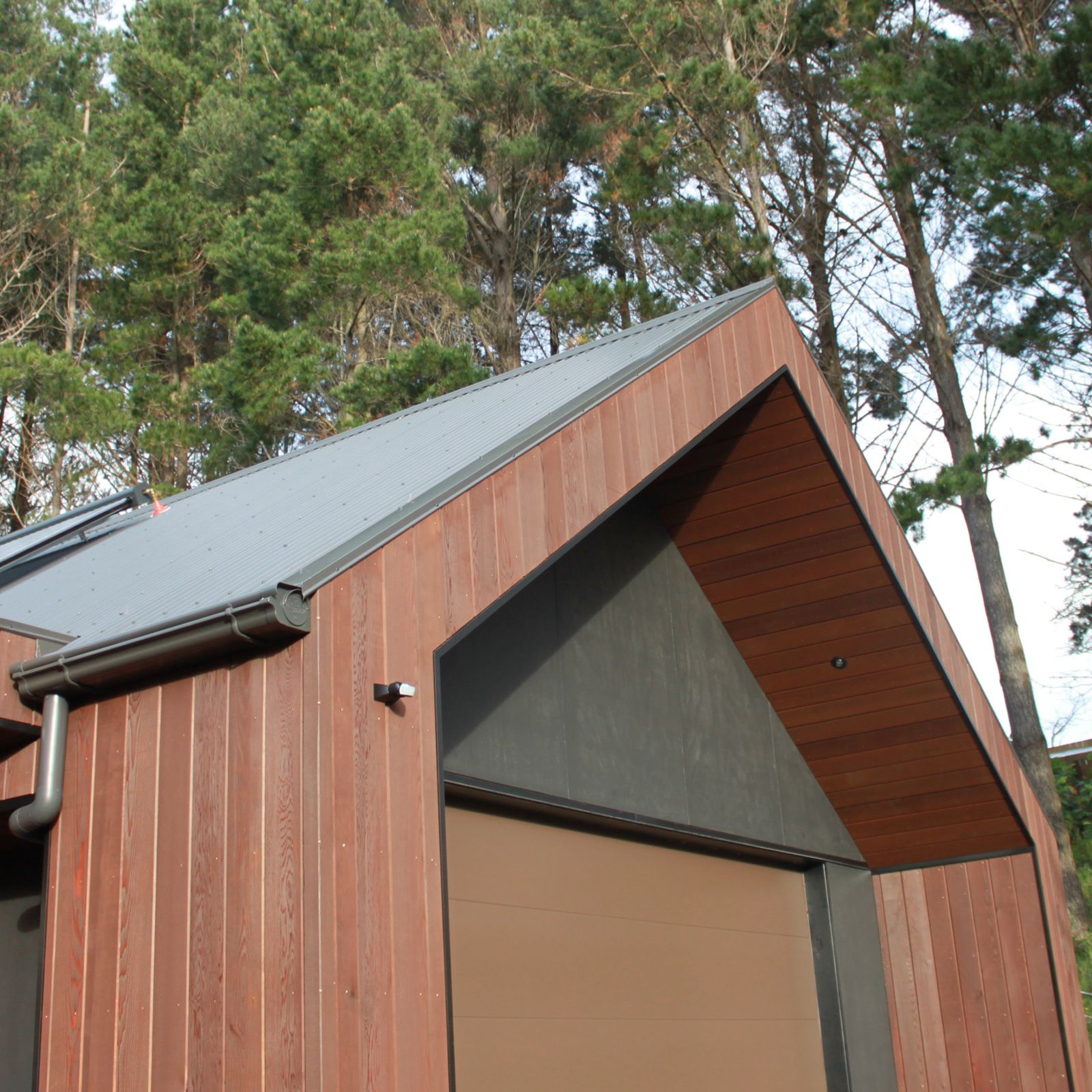 Anti-leaf gutter system Eaves Water System water collection guttering ...